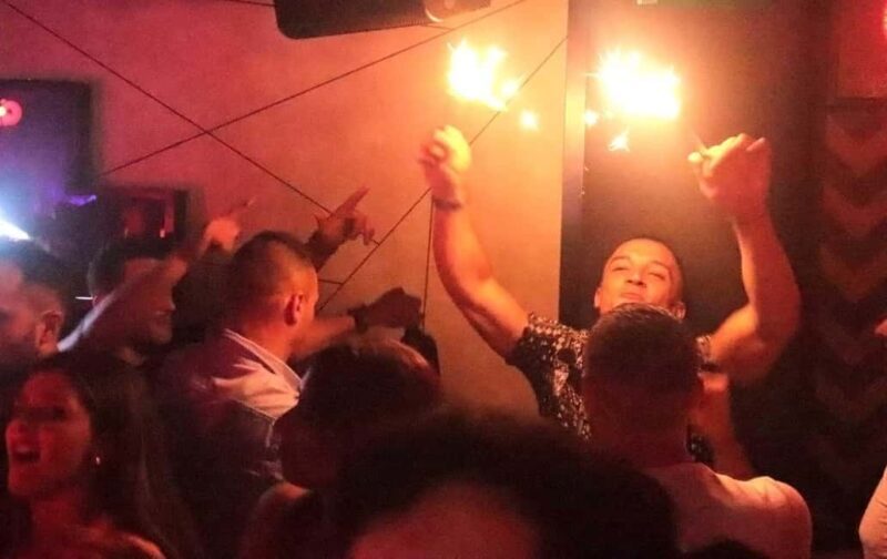 Madrid: Top Pub Crawl with Drinks and Free Nightclub Entry - A Deep Dive Into the Madrid Pub Crawl Experience