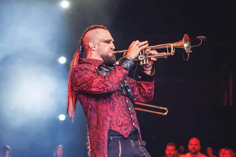 Madrid: WAH Show - Music, Dining & Party Experience - FAQ