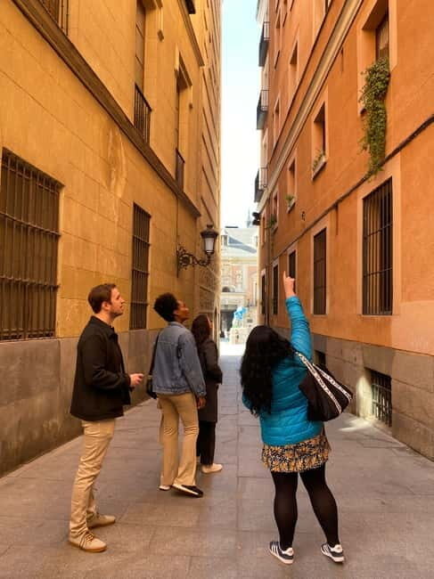 Madrid: Welcome to Madrid Guided Walking Tour - What You Can Expect from the Tour