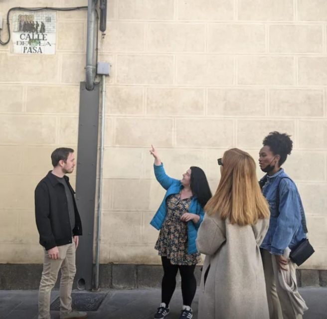 Madrid: Welcome to Madrid Guided Walking Tour - Viewpoints and Photos