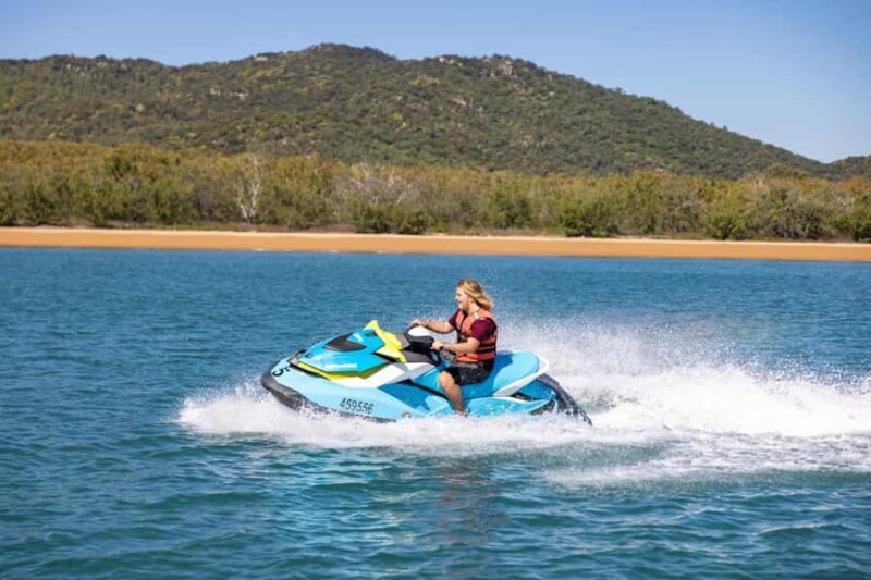 Magnetic Island 30-Minute Jet Ski Hire  1 to 4 People - What makes this jet ski experience special?