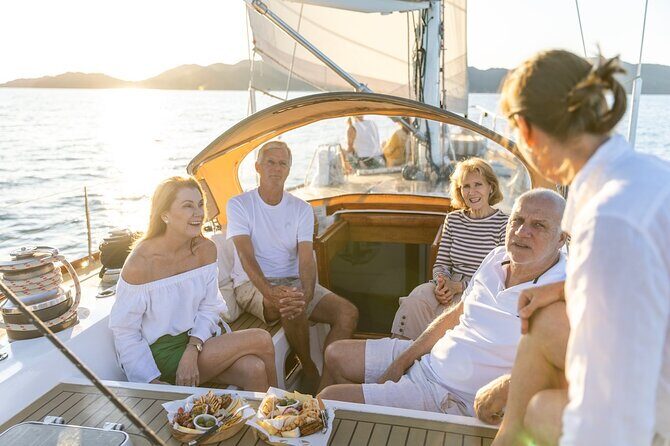 Magnetic Island Sip and Sail Sunset Cruise - FAQs