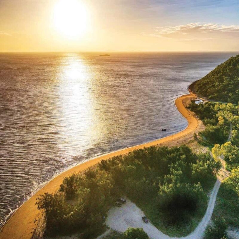 Magnetic Island: West Point Sunset Safari Bus Tour - Practical Tips for Travelers