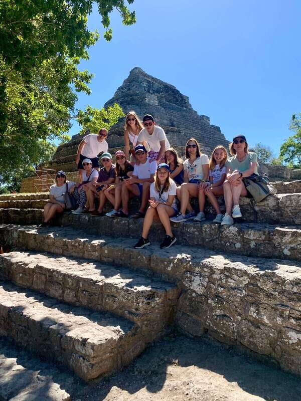 Mahahual: Chacchoben Mayan Ruins Tour - Iconic Mahahual Lighthouse and Native Plants