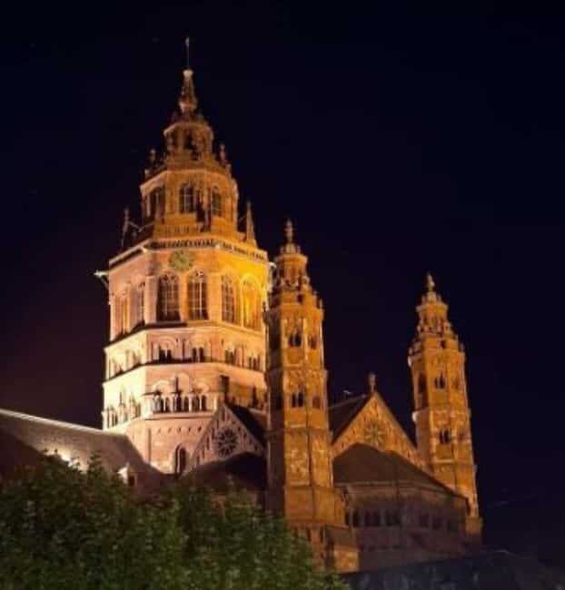 Mainz: guided evening tour of the Rhine riverbank/old town in German and English - Key Points