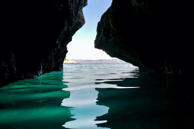 Makarska: 3-Island Speedboat Tour with Cave and Blue Lagoon - Why This Tour Offers Great Value