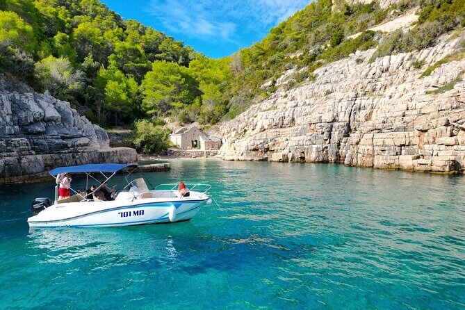 Makarska: 3-Island Speedboat Tour with Cave and Blue Lagoon - Who Should Book This Tour?