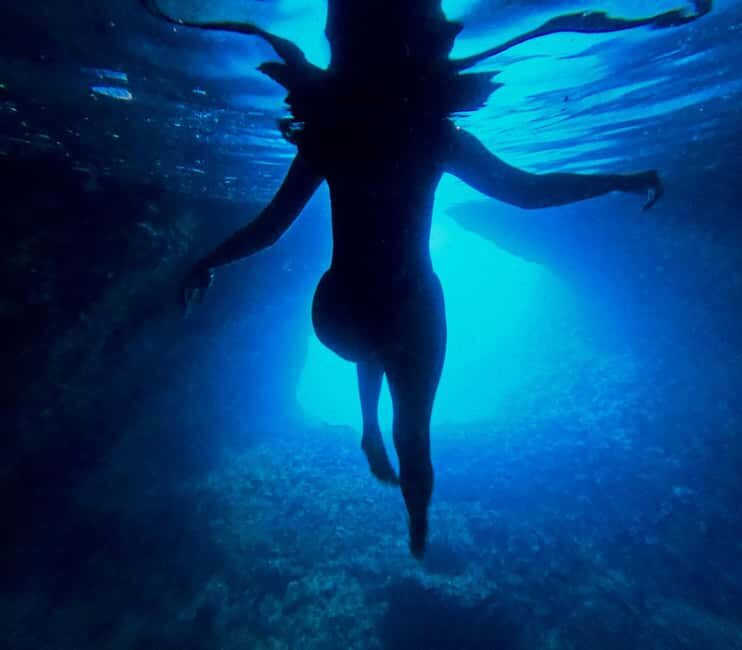 Makarska: 3-Island Speedboat Tour with Cave and Blue Lagoon - First Stop: The Blue Cave in Hvar