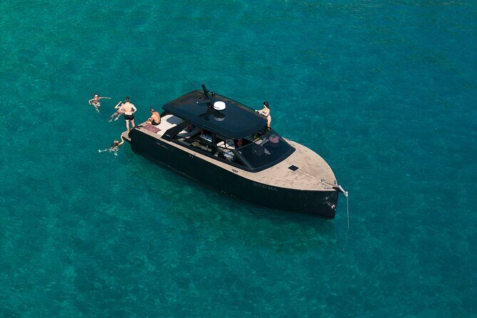 Makarska: 4 Island Luxory Boat Tour - Town Hvar & Pakleni islands - The Detailed Experience