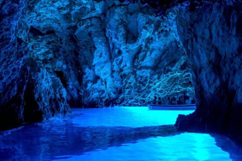 Makarska: 5-Islands Tour, Blue Cave, Vis, Hvar & Bra - Who Will Love This Tour?