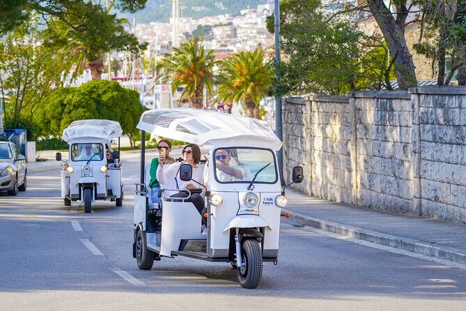 Makarska: Skywalk Tour with a Tuk Tuk - Skip the line ticket - Key Points