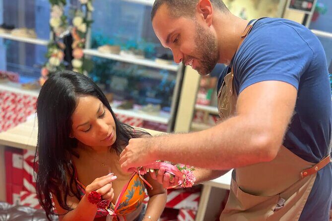 Make a traditional "tocado" sevillano - The Itinerary and Experience Breakdown