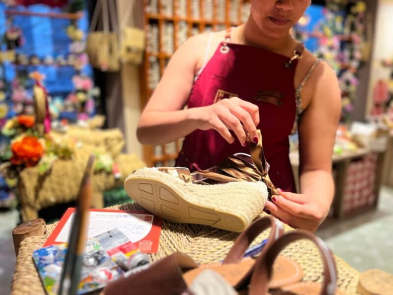 Make Authentic Espadrilles in Valencia - Key Points