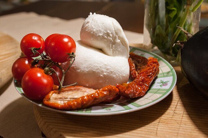 Make Green Lasagna in a Real Italian Home in Los Angeles - Who Would Love This Experience