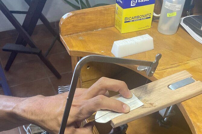 Make your own silver ring in a private jewelry workshop - A Closer Look at the Experience