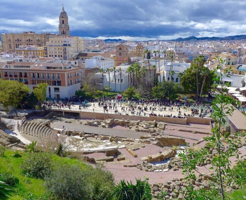Malaga: Alcazaba and Roman Theatre Private Tour With Tickets - A Deep Dive into the Experience
