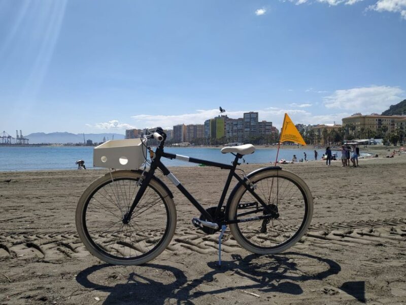 Malaga: Bike Rental for City Discovery Route & Beaches - Exploring Malaga on Two Wheels