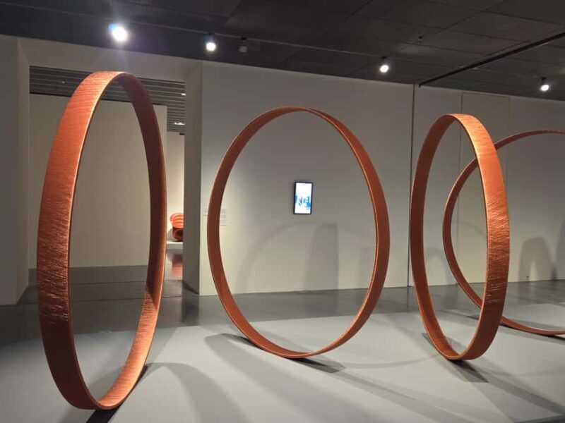 Malaga: Centre Pompidou Malaga Ticket and City Audio Guide - Discovering the Centre Pompidou Malaga: Art and Architecture