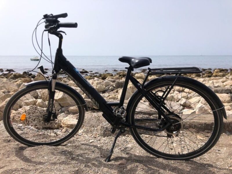 Malaga: Electric Bike Rental - Key Points