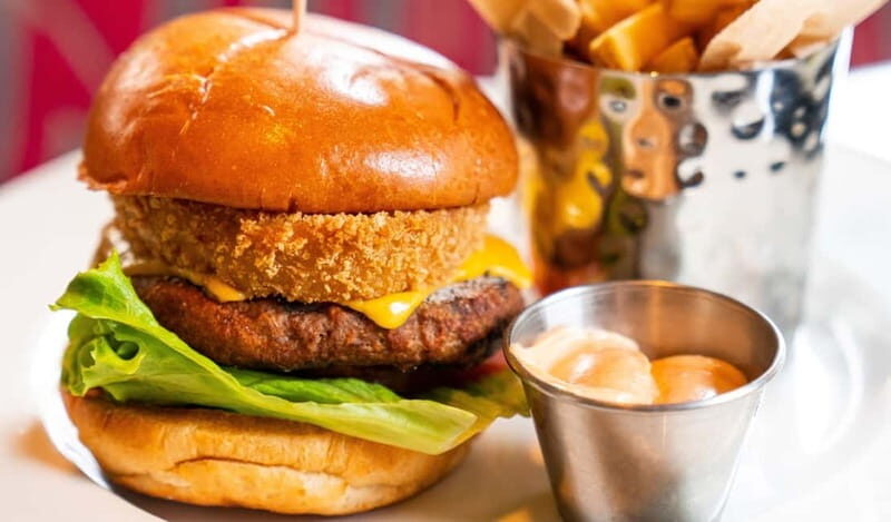 Malaga: Hard Rock Cafe Entrance with Lunch or Dinner - Malaga: Hard Rock Cafe Entrance with Lunch or Dinner – A Rock ‘n’ Roll Dining Experience