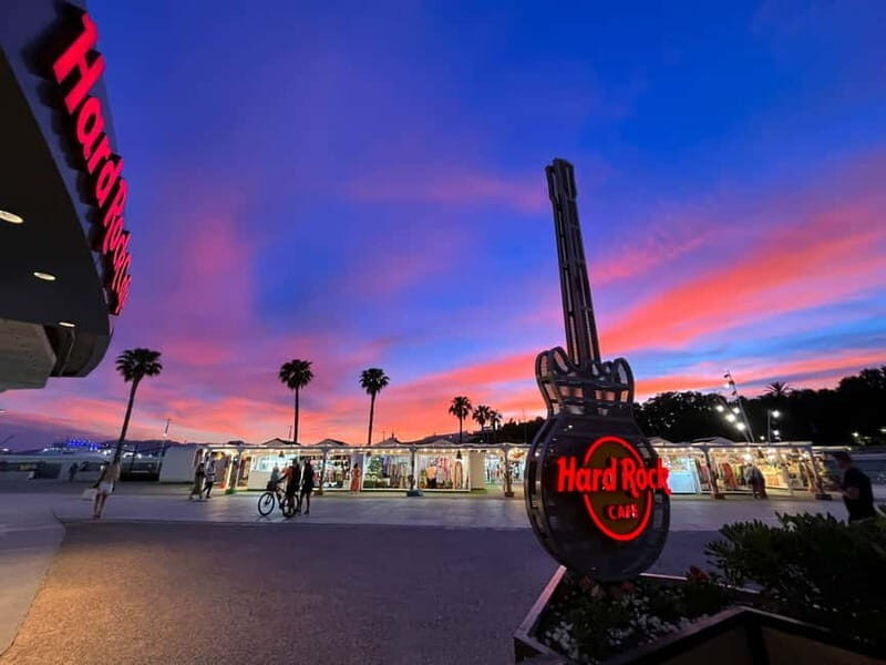 Malaga: Hard Rock Cafe Entrance with Lunch or Dinner - The Sum Up