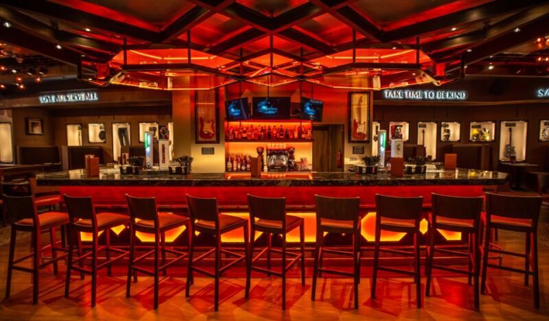 Malaga: Hard Rock Cafe Entrance with Lunch or Dinner - Frequently Asked Questions