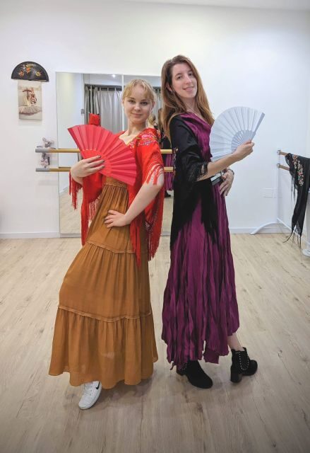 Málaga: Learn to dance flamenco rumba in 45 minutes - Why You’ll Love This Flamenco Class