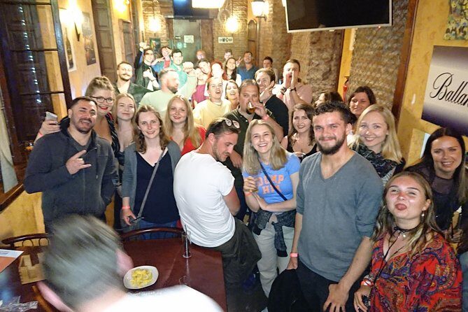 Malaga Nightlife Pub Crawl Tour with Drinks and Clubs Entry - What to Expect from the Malaga Nightlife Pub Crawl