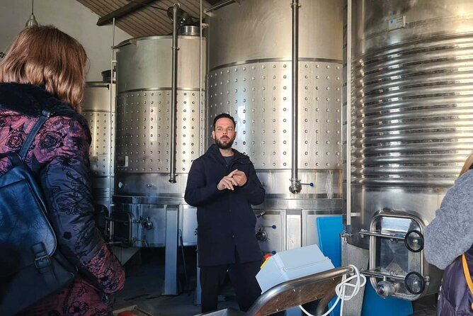 Malaga Organic Vineyard and Winery Six Wines Tapas and Transfer - FAQ