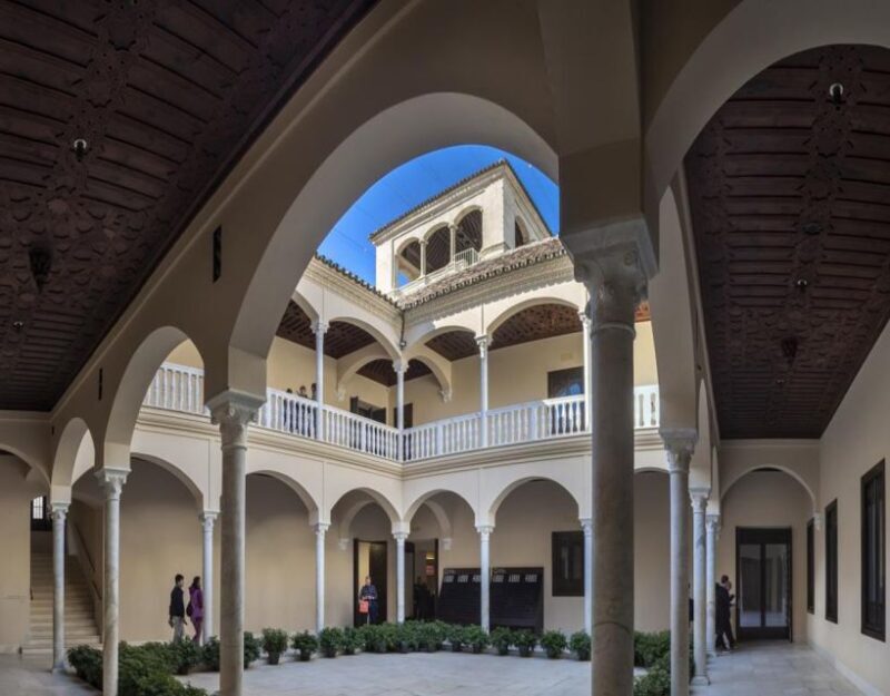 Malaga: Picasso Museum Guided Tour with Skip-the-Line Ticket - Exploring Malaga’s Picasso Museum: A Closer Look