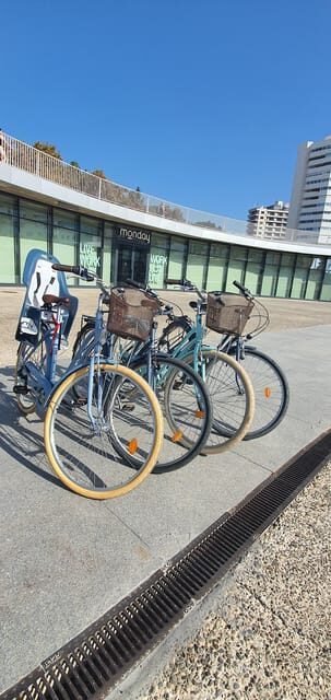 Malaga: Private Bike Rental - FAQs