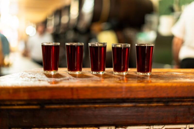 Malaga: Wine and Tapas Tour with Tastings and Drinks - Key Points