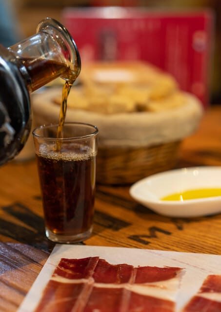 Málaga: Wine & Tapas Tour - Key Points