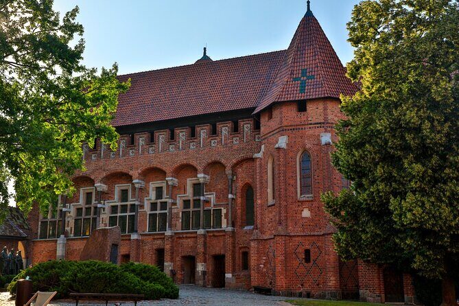 Malbork Castle Tour: 6-Hour Private Tour to The Largest Castle in The World - Who Should Book This Tour?