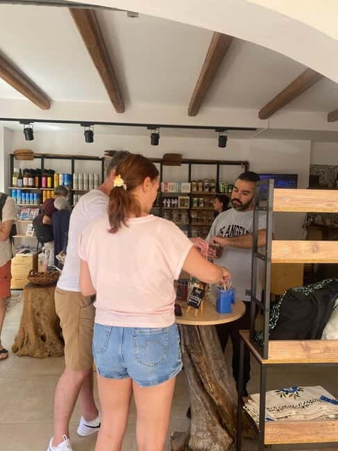 Malia: Sissi and Beyond Tuk Tuk Tour with Raki and Honey - FAQ