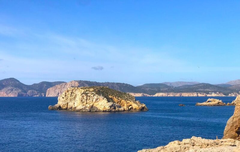 Mallorca: 2-Hour Coastline & Malgrat Islands Catamaran Tour - Authentic Insights from Reviews