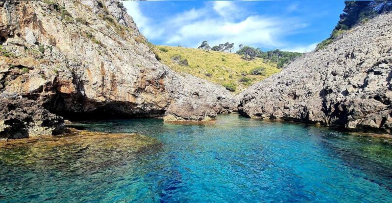 Mallorca Alcudia: Jack Sparrow Cave Jet Ski Tour - Exploring the Itinerary and Highlights