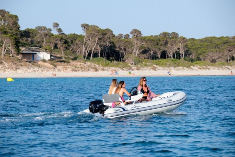 Mallorca. Boat Rental . Dare to explore - Who Would Love This Experience?