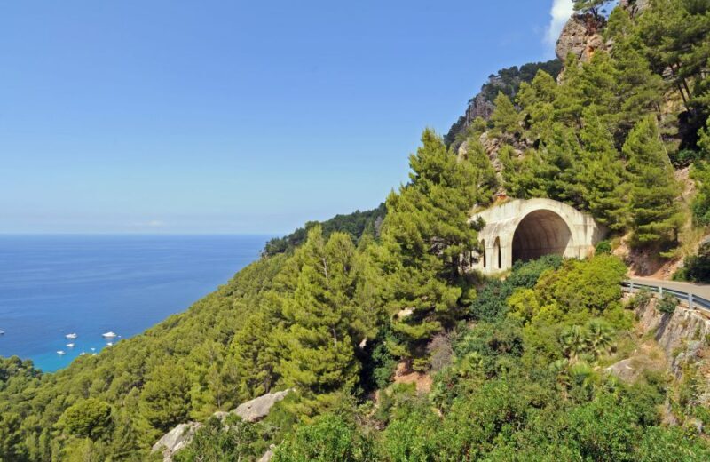 Mallorca: Formula Car Tour - Key Points