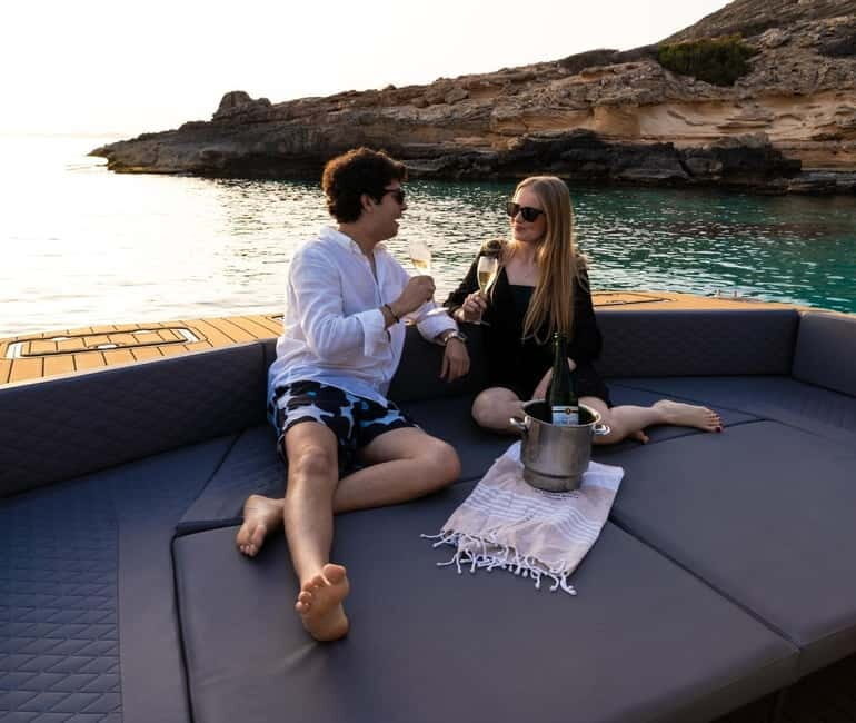 Mallorca: Private boat with Skipper from Playa de Palma - FAQ
