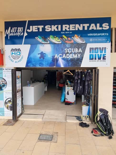 Mallorca: Scuba Diving for Beginners - The Water Experience