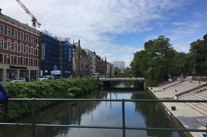 Malmo Walking Tour, 3 hours (small group) - FAQ
