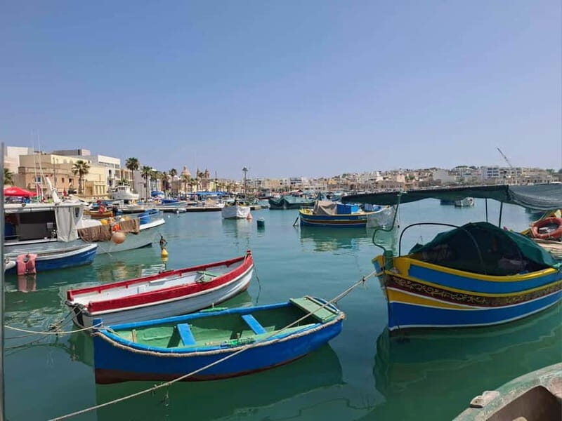 Malta: 5 hr Vintage Bus Tour - Mdina & Blue Grotto inc. food - The Sum Up