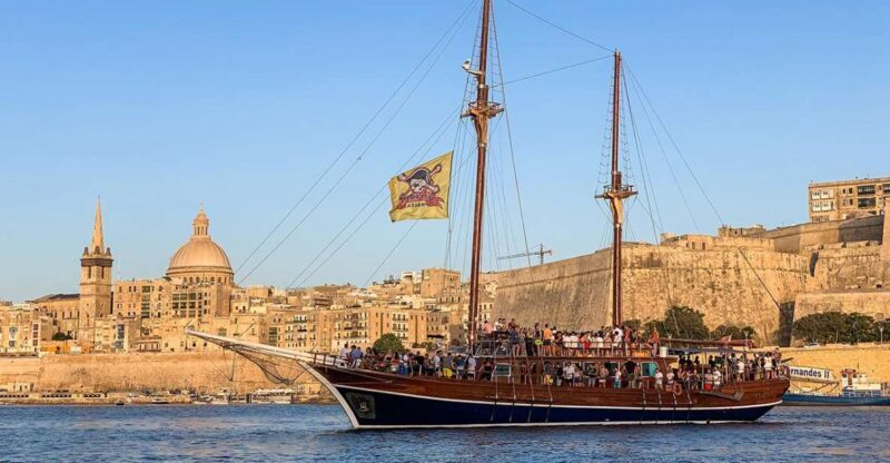 Malta: Lazy Pirate Boat Party with Drinks & Food - Key Points