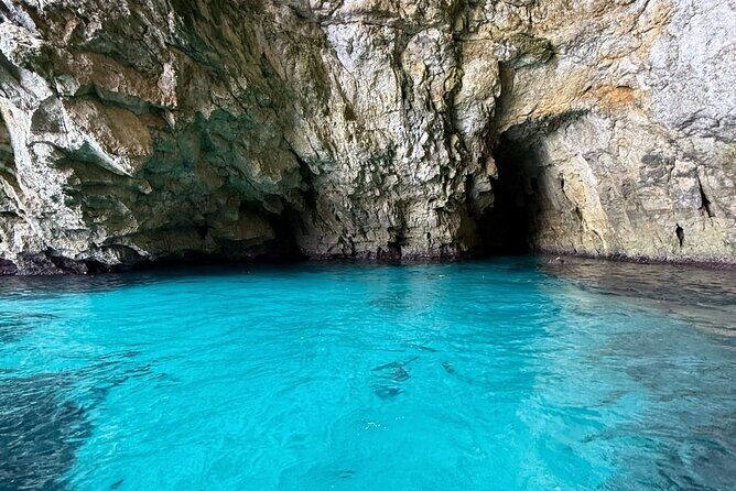 Malta Sightseeing Tour licensed Taxi - flexible and personalized - The Sum Up