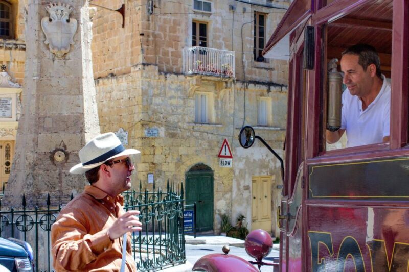 Malta: Vintage Bus Ride through the Three Cities - Key Points