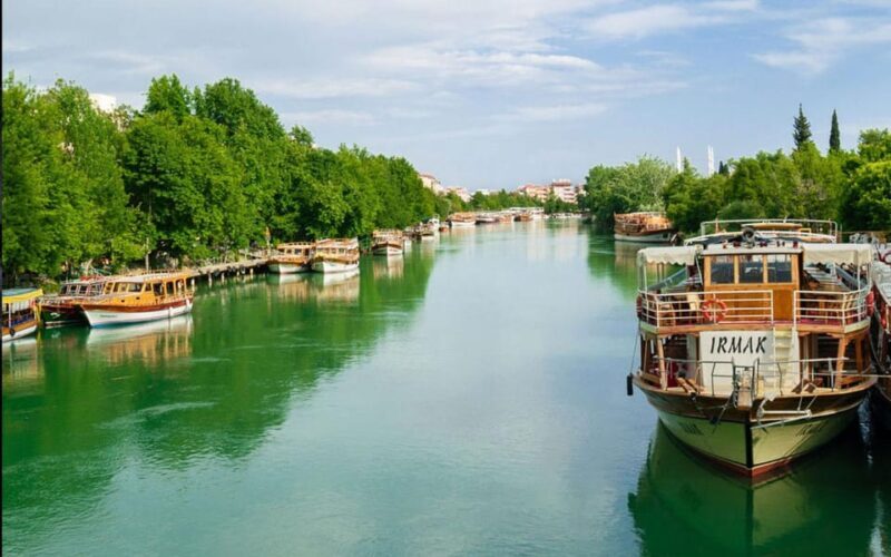 Manavgat Grand Bazaar With River Boat And Waterfall Tour - The Manavgat Bazaar: A Shopper’s Paradise