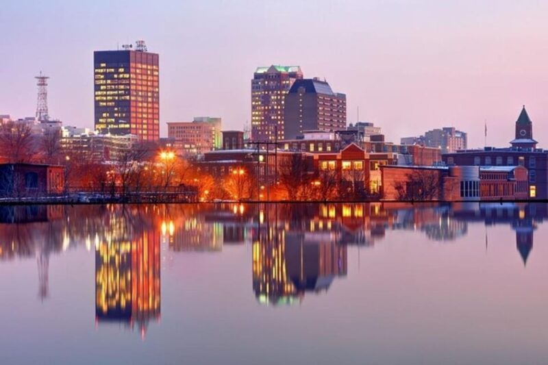 Manchester: Sightseeing Walking Custom Tour with a Guide - Exploring Manchester with a Personal Touch