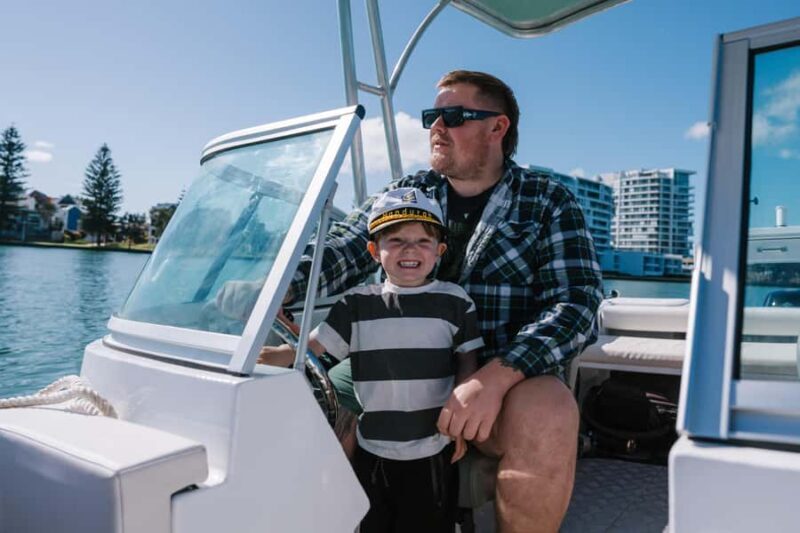 Mandurah: 6-Person Bowrider Boat Rental - What Makes This Boat Rental Stand Out?