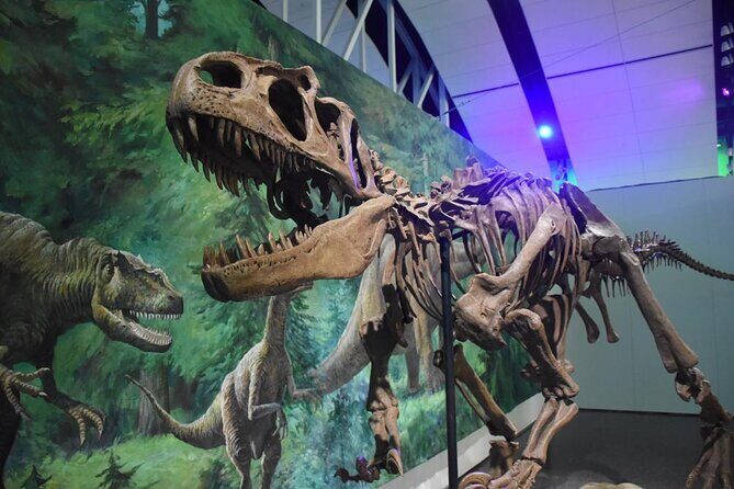 Manitoba Legislative Grounds: Smartphone Audio Tour - Exploring Manitoba Legislative Grounds: Smartphone Audio Tour – A Practical Guide